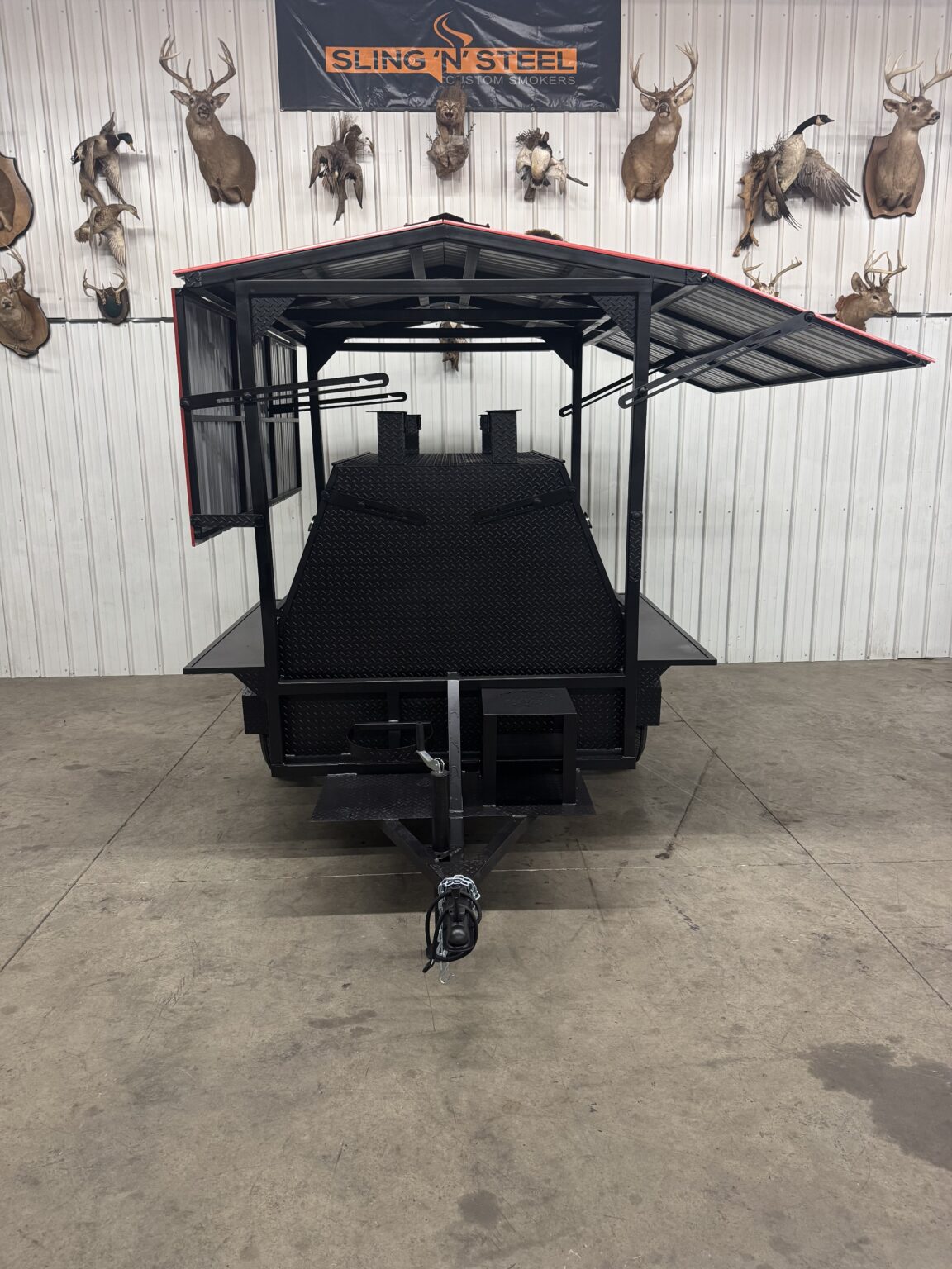 SNS Mega Grill With Roof Package – Sling 'N' Steel Custom Smokers