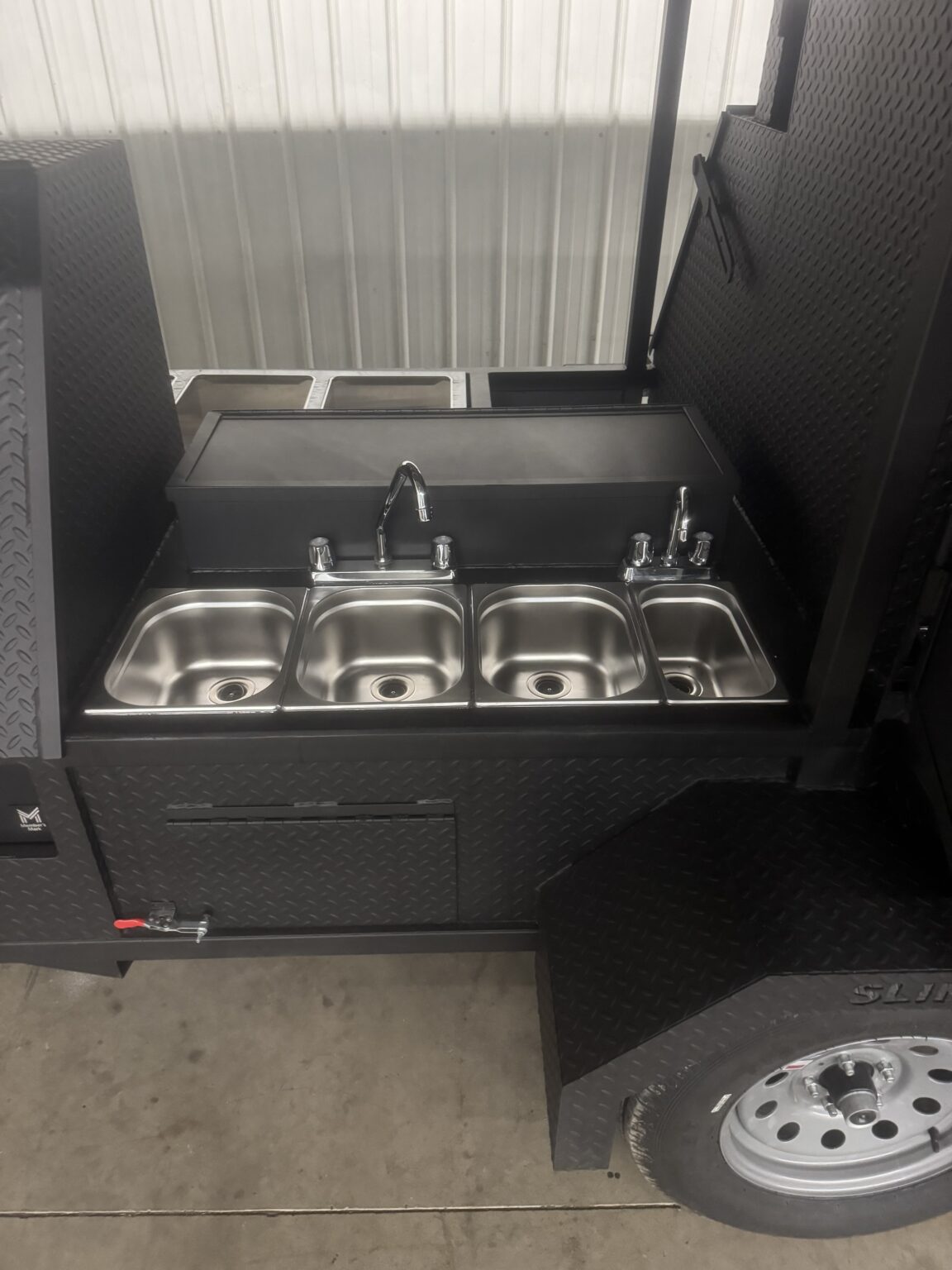Custom Ultimate Smokehouse 72 Option #5 – Sling 'N' Steel Custom Smokers
