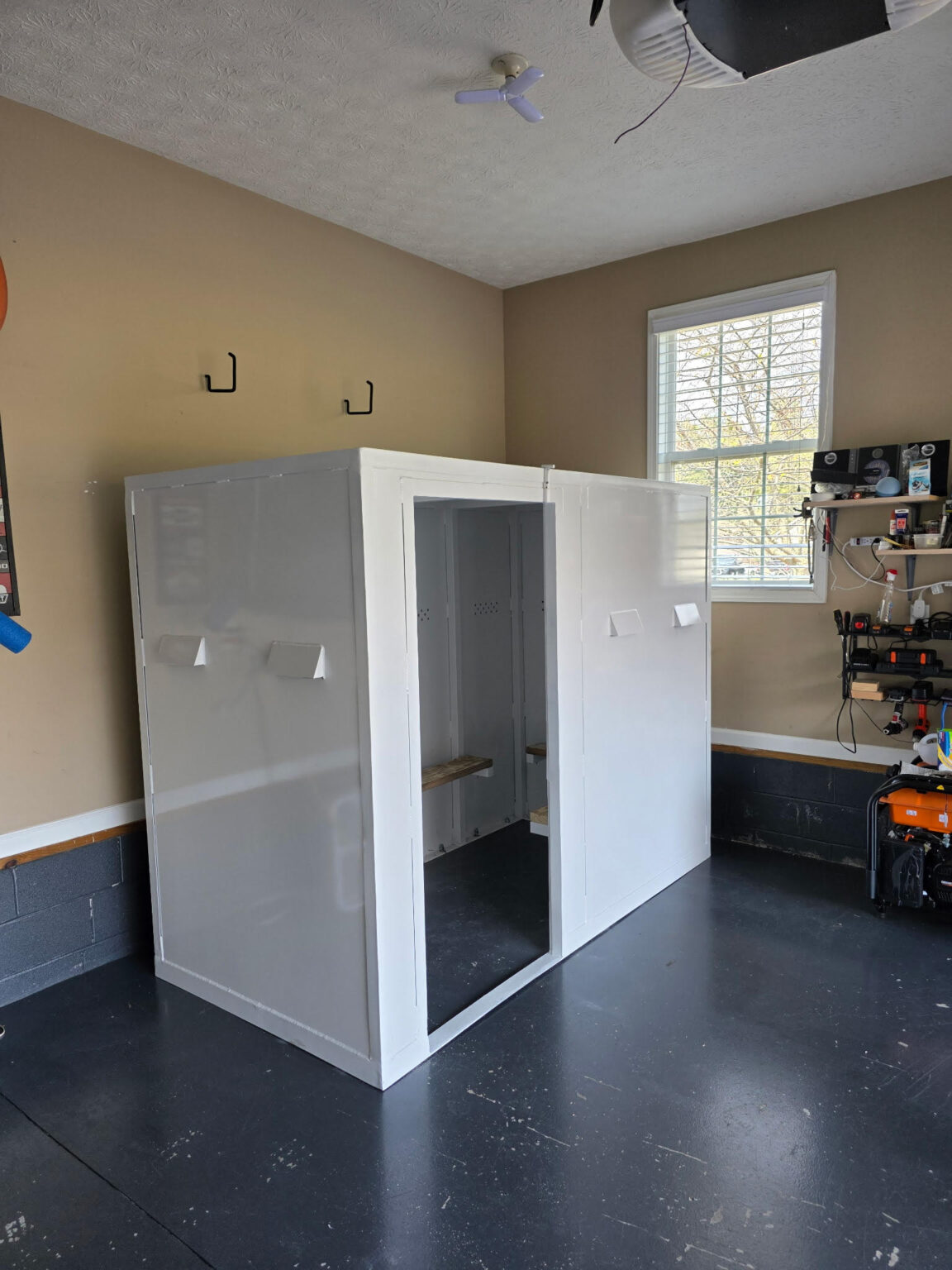 SNS 4×8 Tornado Shelter – Sling 'N' Steel Custom Smokers